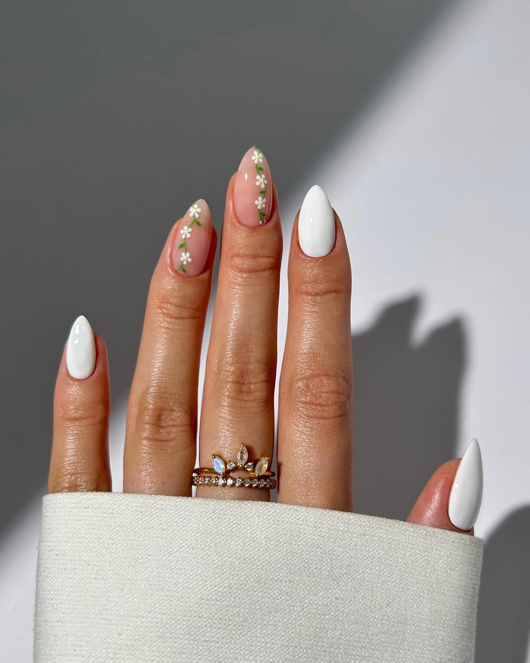 25 Easy May Nail Ideas (2026) that Will Uplift Your Spring Look ...